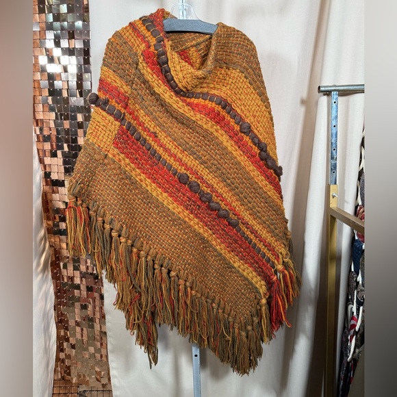 Handmade | Accessories | Vtg Handmade Thick Knit Fringe Poncho Red ...